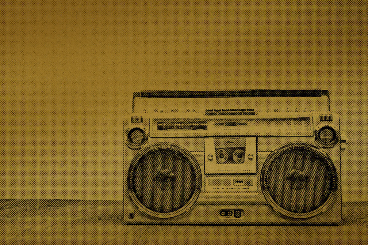 Top 6 Outdoor Radios for Roofers in 2024